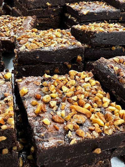 Fandango Brownie Sampler Gift Box - Classic 16 Brownie Sampler– Dancing ...