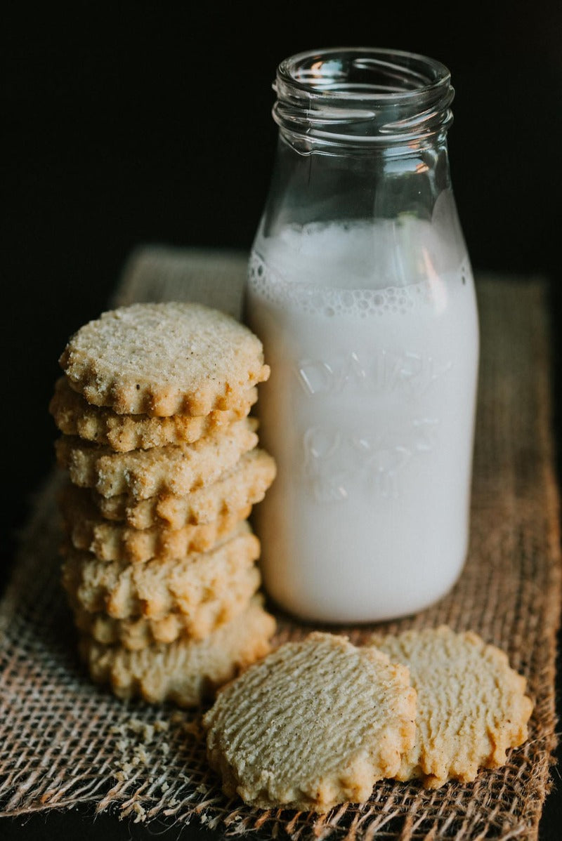 Vanilla Bean Shortbread 10 Cookie– Dancing Deer Baking Company